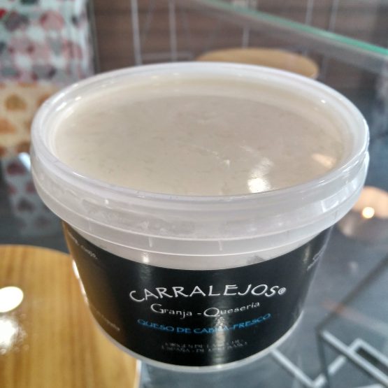 Leche Cruda de Vaca – Amado Charra
